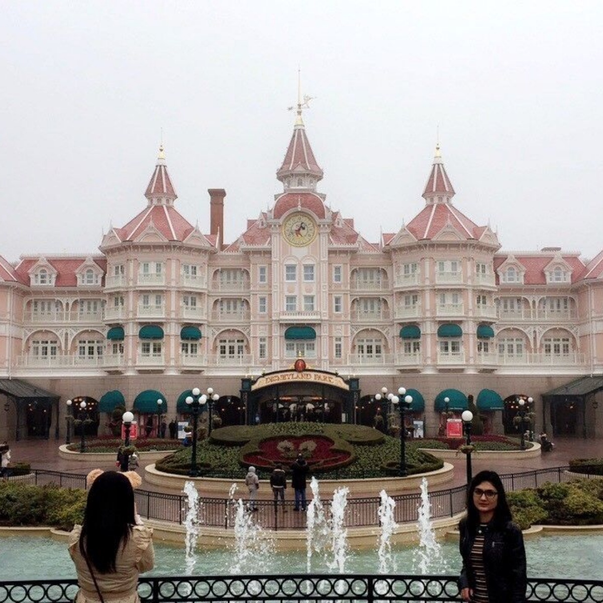 Priory Ruskin Academy - Performing Arts Students Visit Disneyland Paris